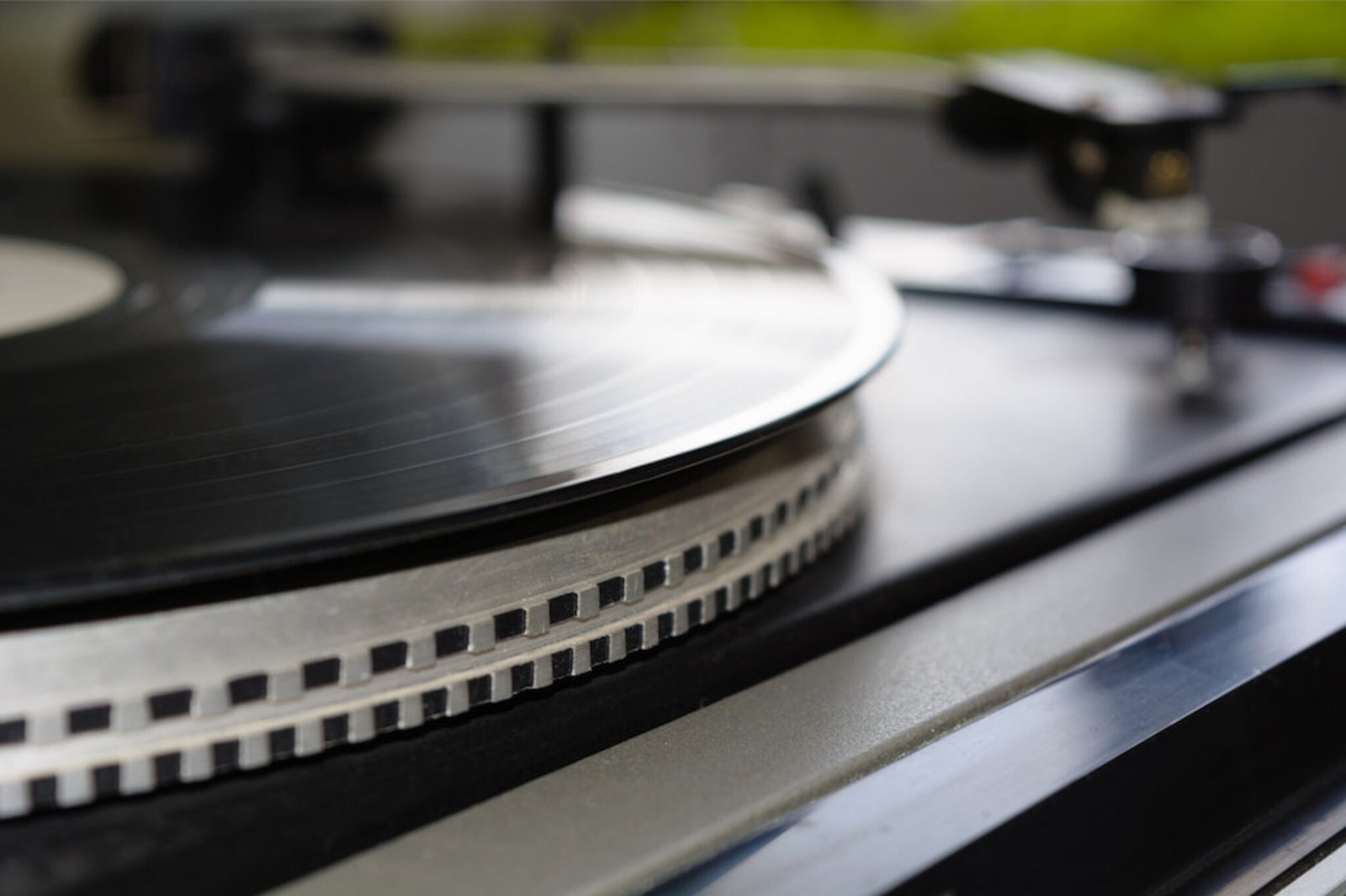 Os 7 Melhores Toca-Discos: Guia Atualizado de 2025 - Tech Recomenda